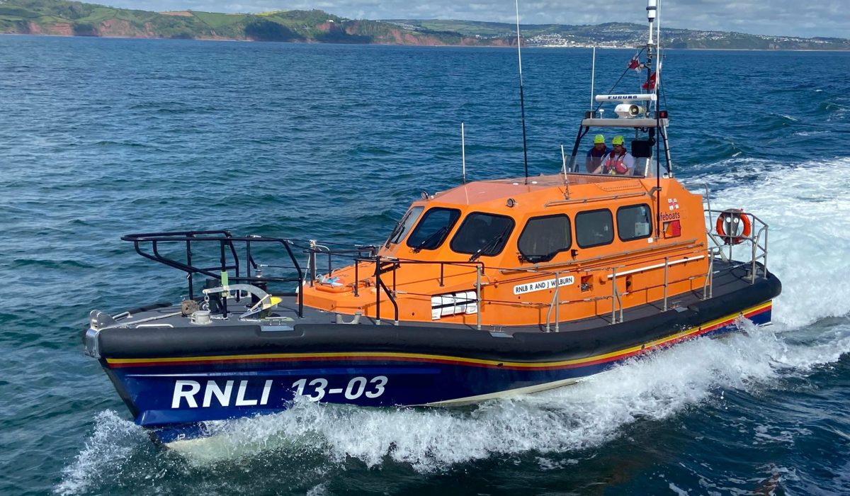 Exmouth RNLI volunteers gear up for the summer holidays - Visit Exmouth