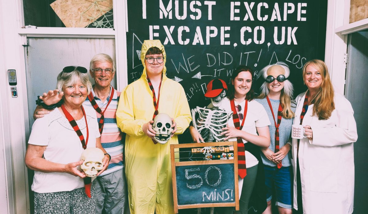 The Perfect Christmas ‘Escape’ in Exmouth! - Visit Exmouth